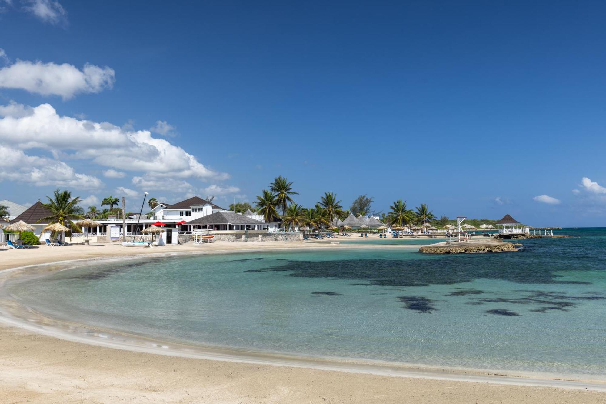 ROYAL DECAMERON CLUB CARIBBEAN RUNAWAY BAY - NO RESERVATION COSTS ...